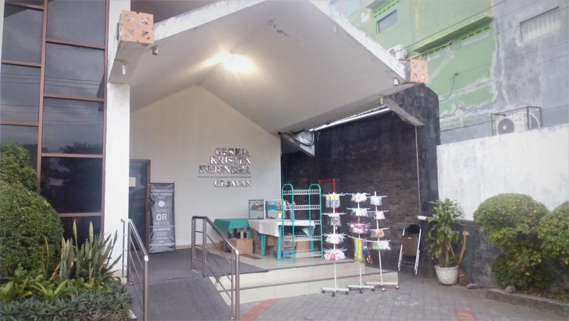Mengikuti Jam Kebaktian dan Kegiatan di GKI Gejayan Yogyakarta – akulily