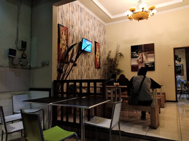 Makan Malam di Resto Bu Atik Kota Wisata Batu – akulily