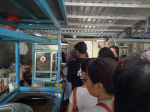 Enaknya Kuah Bening Bakwan Pak Nur Trunojoyo Surabaya – akulily