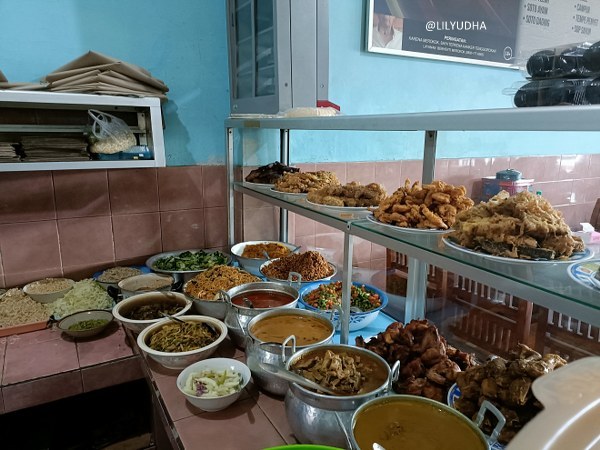 Warung Bu Kasiani Tempat Makan Legenda di Pujon Kabupaten Malang – akulily