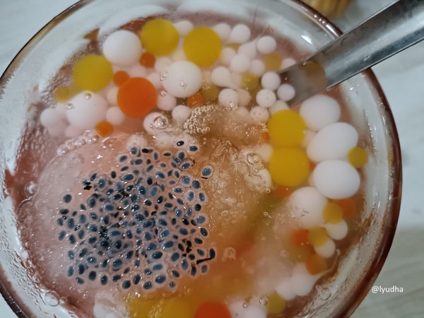 Segarnya Es Murni di Tengah Panasnya Kota Magelang – akulily