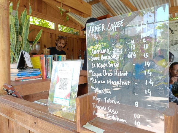 Kelezatan Olahan Kedai Kopi Akker dan Toko Kue Apuro Kota Batu – akulily